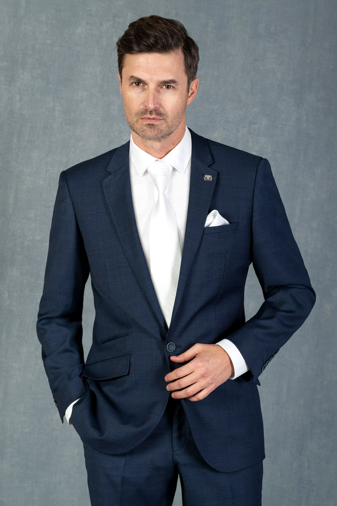 Modrý oblek na svatbu: Ano, nebo ne? | Pánské obleky